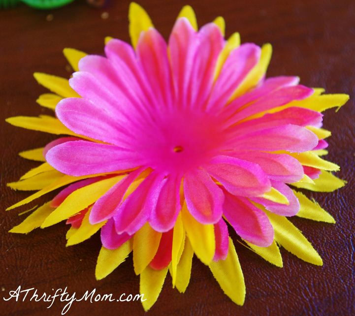 DIY Flower Pencil ~ Money Saving Craft for kids – A Thrifty Mom