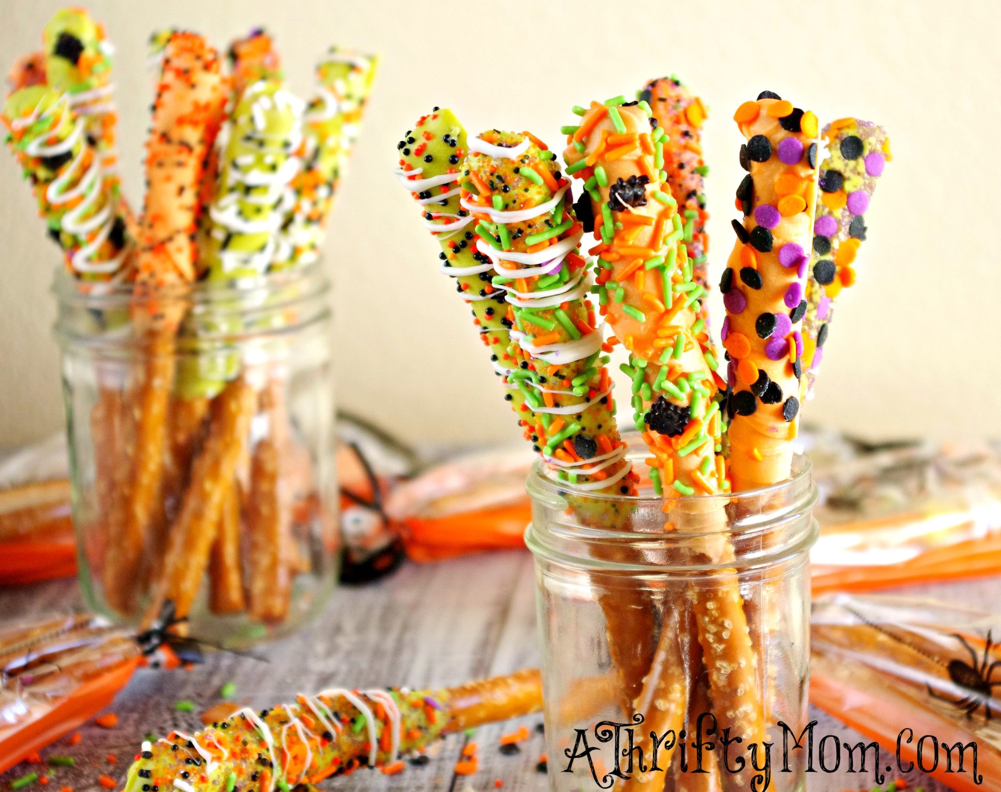 DIY Lollipop Spiders & Ghosts ~ Kid Friendly Halloween Craft – A ...