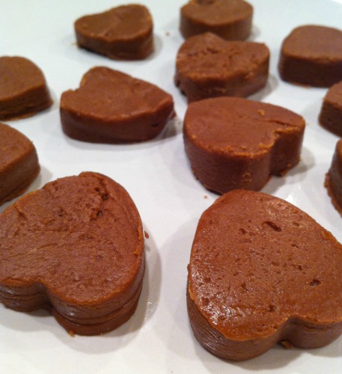 Be My Valentine!- Fudge for your loved ones- DIY – A Thrifty Mom