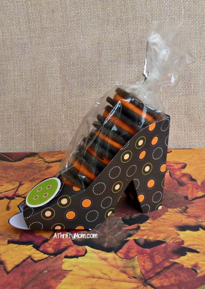 Witches Foot Halloween Treat or Party Favor #Halloween, #FreePrintable ...