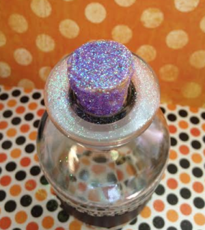 Witch Brew Bottle ~ Quick and Easy Halloween Craft #DIY – A Thrifty Mom
