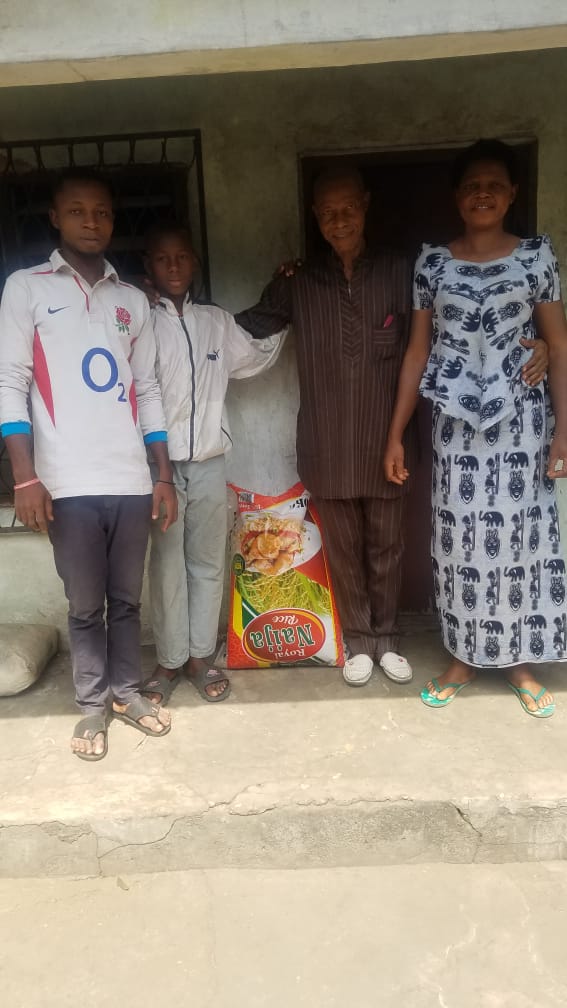 Bag of Rice Project #24 -A visit to the Fidelis Agbeze family - A ...