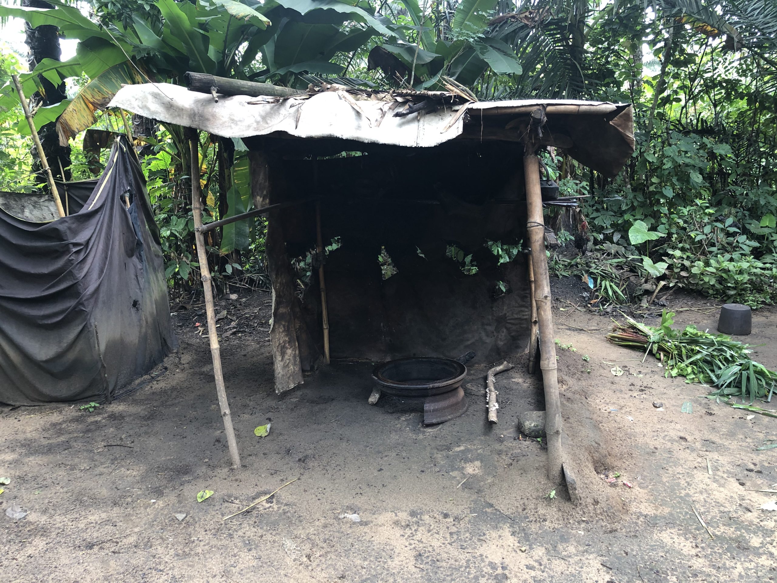Bag of Rice Project #178 -A visit to the Okoro family – A Thrifty Mom