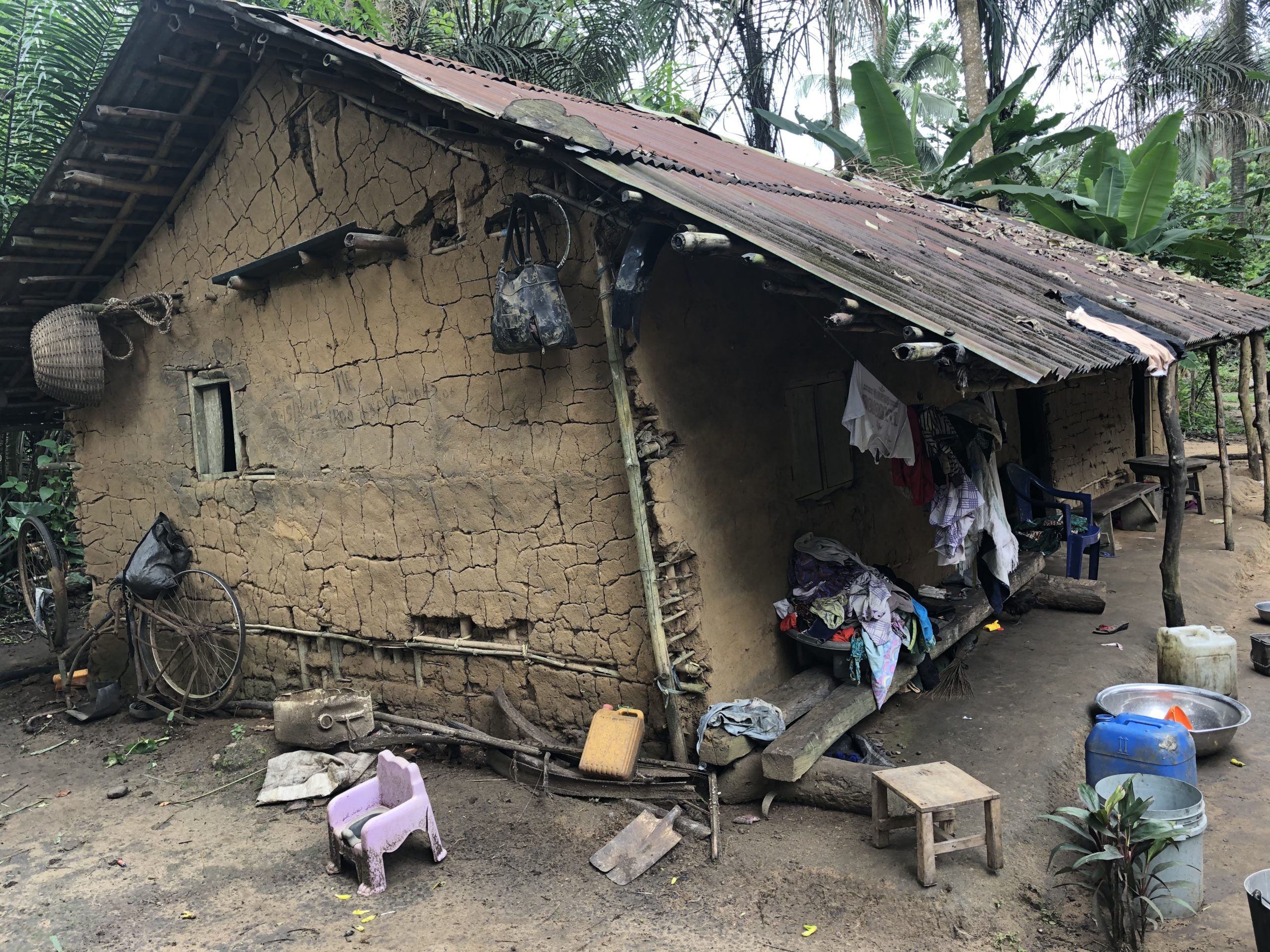 Bag of Rice Project #178 -A visit to the Okoro family – A Thrifty Mom