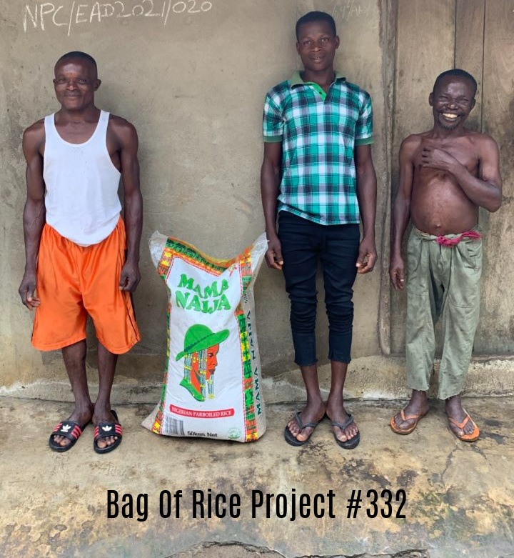 Bag of Rice Project #332 -A visit to the George family – A Thrifty Mom