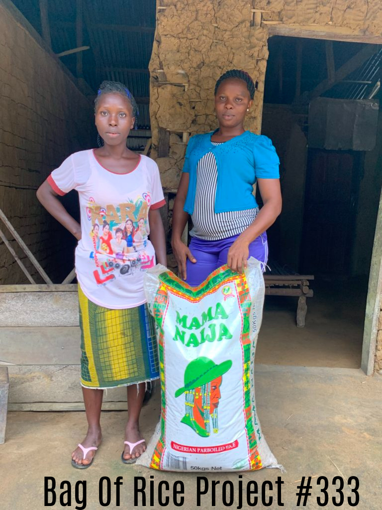 Bag of Rice Project #333 -A visit to the Akpan family – A Thrifty Mom