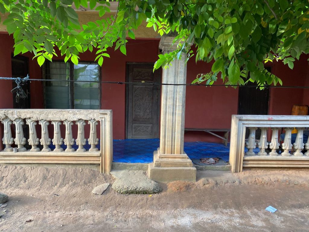 Bag of Rice Project #368 -A visit to the Nwadibia family – A Thrifty Mom