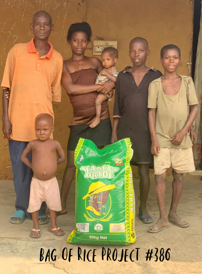 Bag of Rice Project #386 -A visit to the Ibanga family – A Thrifty Mom