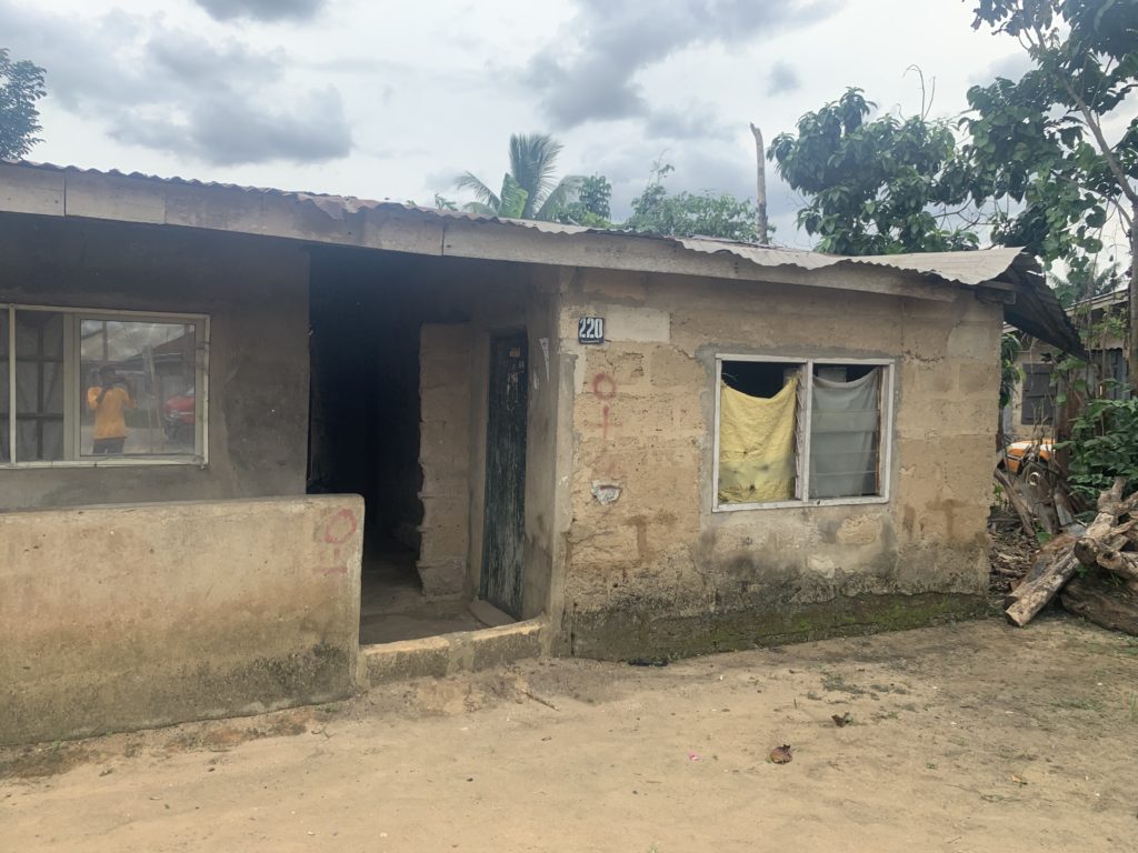 Bag of Rice Project #420 -A visit to the Okon family – A Thrifty Mom