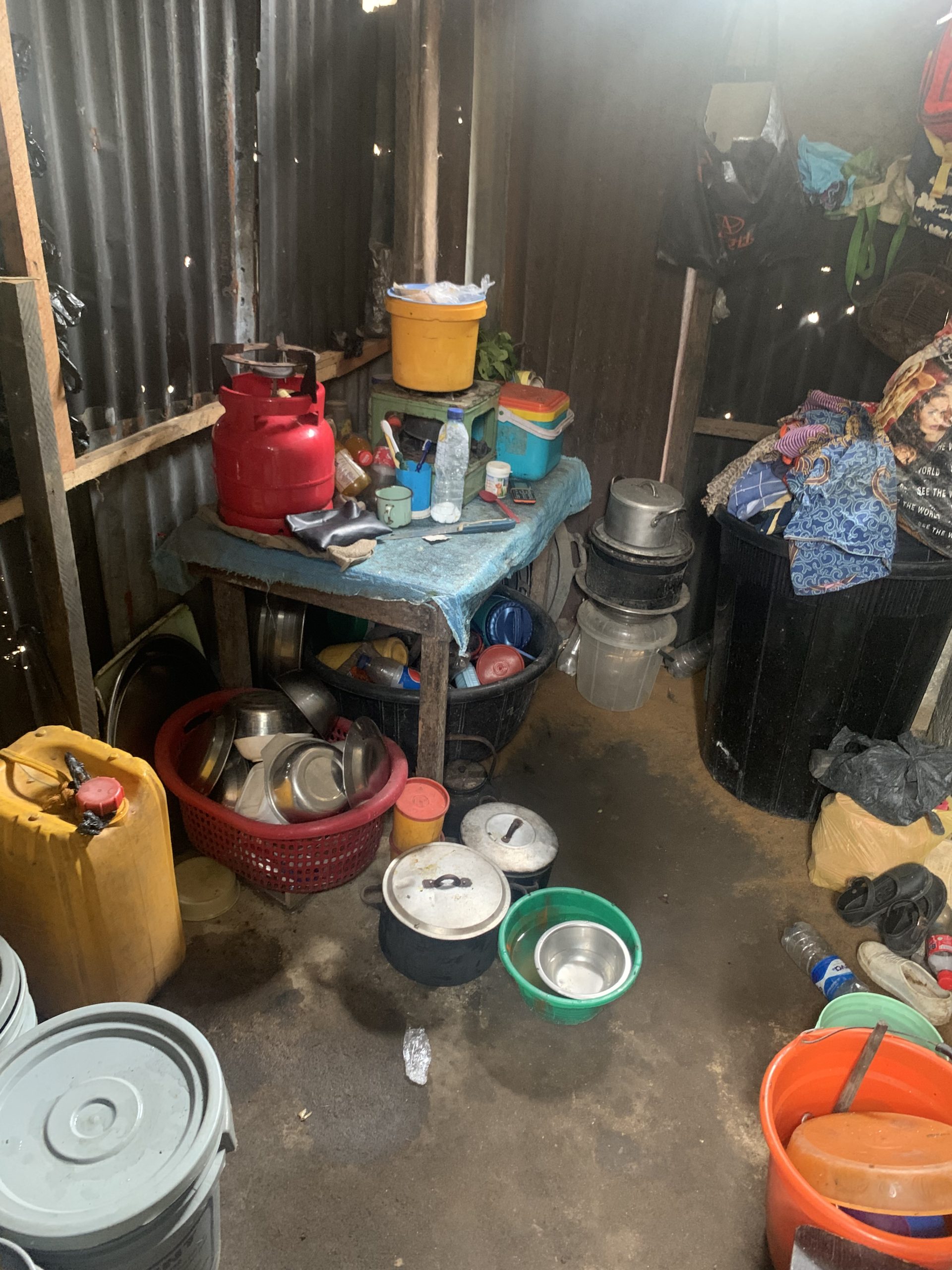 Bag of Rice Project #420 -A visit to the Okon family - A Thrifty Mom