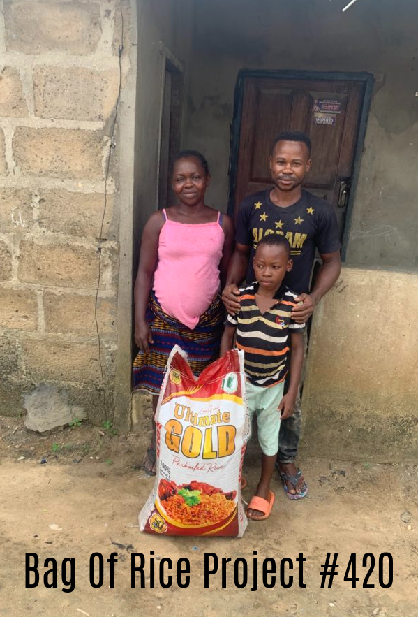 Bag of Rice Project #420 -A visit to the Okon family - A Thrifty Mom