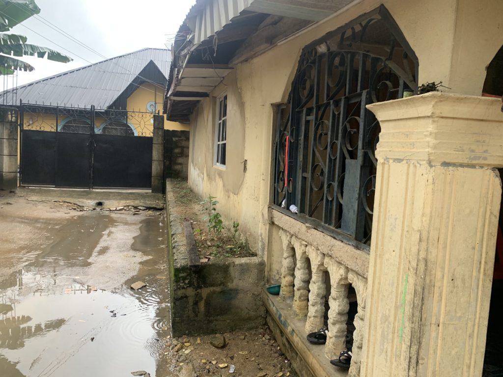 Bag of Rice Project #451 -A visit to the Edem family – A Thrifty Mom