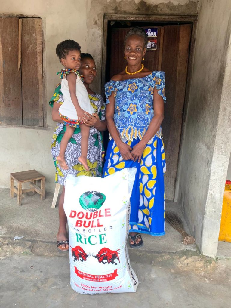 Bag of Rice Project #461 -A visit to the Utuk family – A Thrifty Mom