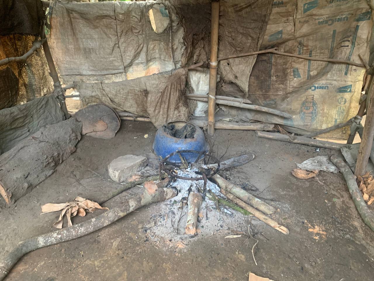 Bag of Rice Project #479 -A visit to the Jacob family - A Thrifty Mom