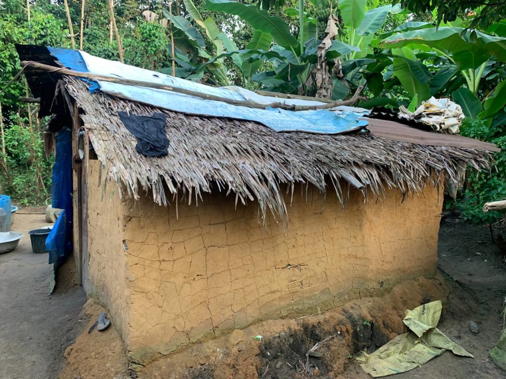 Bag of Rice Project #474 -A visit to the Sunday family – A Thrifty Mom