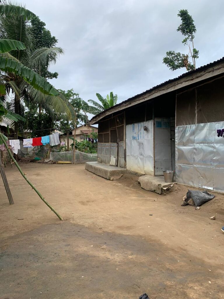 Bag of Rice Project #563 -A visit to the Samuel family – A Thrifty Mom