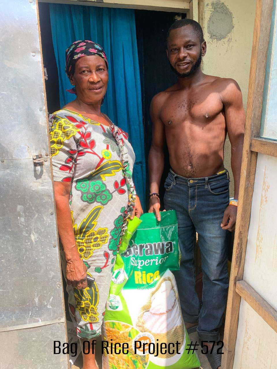 Bag of Rice Project #572 -A visit to the Akan family – A Thrifty Mom