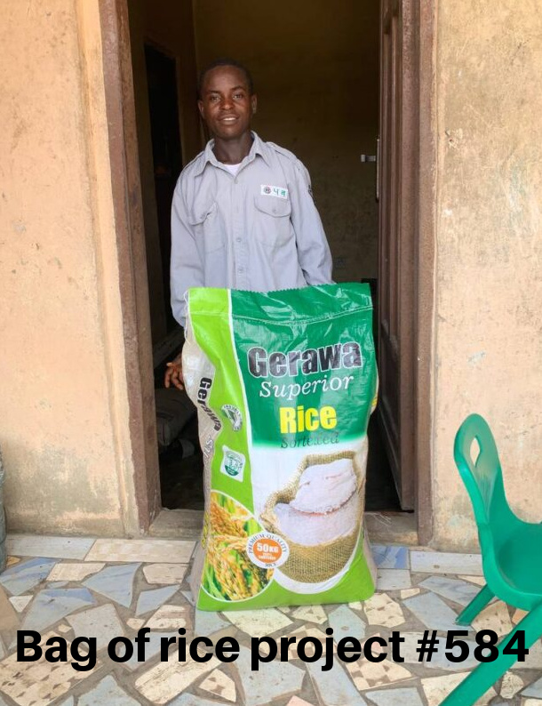 Bag of Rice Project #584 -A visit to the Utoh family – A Thrifty Mom